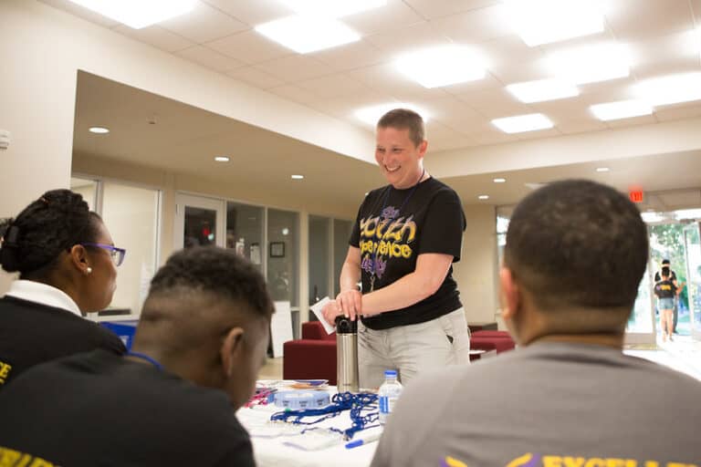 MSSW Practicum Education - UT Social Work