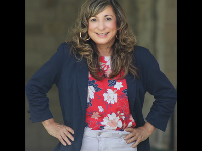 Running with her dream: Jennifer Luna - UT Social Work